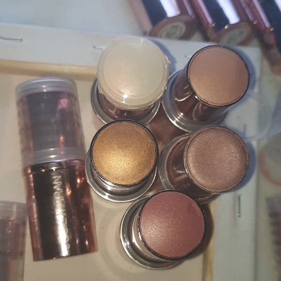 JOSIE MARAN | Makeup | Josie Maran Argan Color Stick | Poshmark